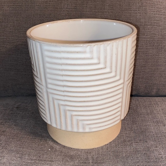 Accents | White Beige Geometric Flower Pot Is Made From Ceramic With A ...